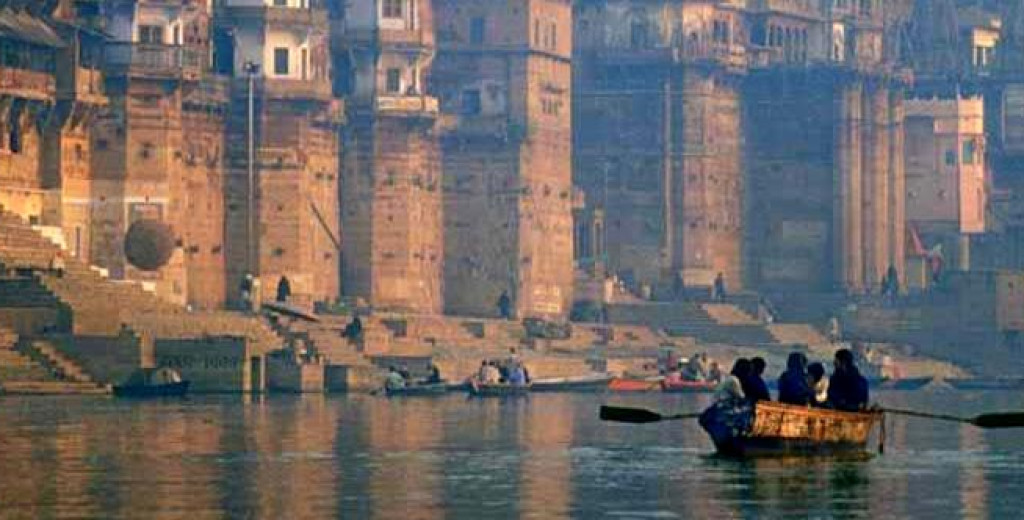 Explore the Eternal City: A Guide to the Holy City of Varanasi