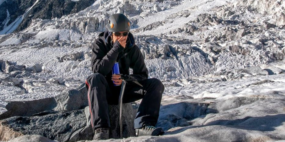 What is Acute Mountain Sickness (AMS)? Symptoms, Prevention, and Treatment