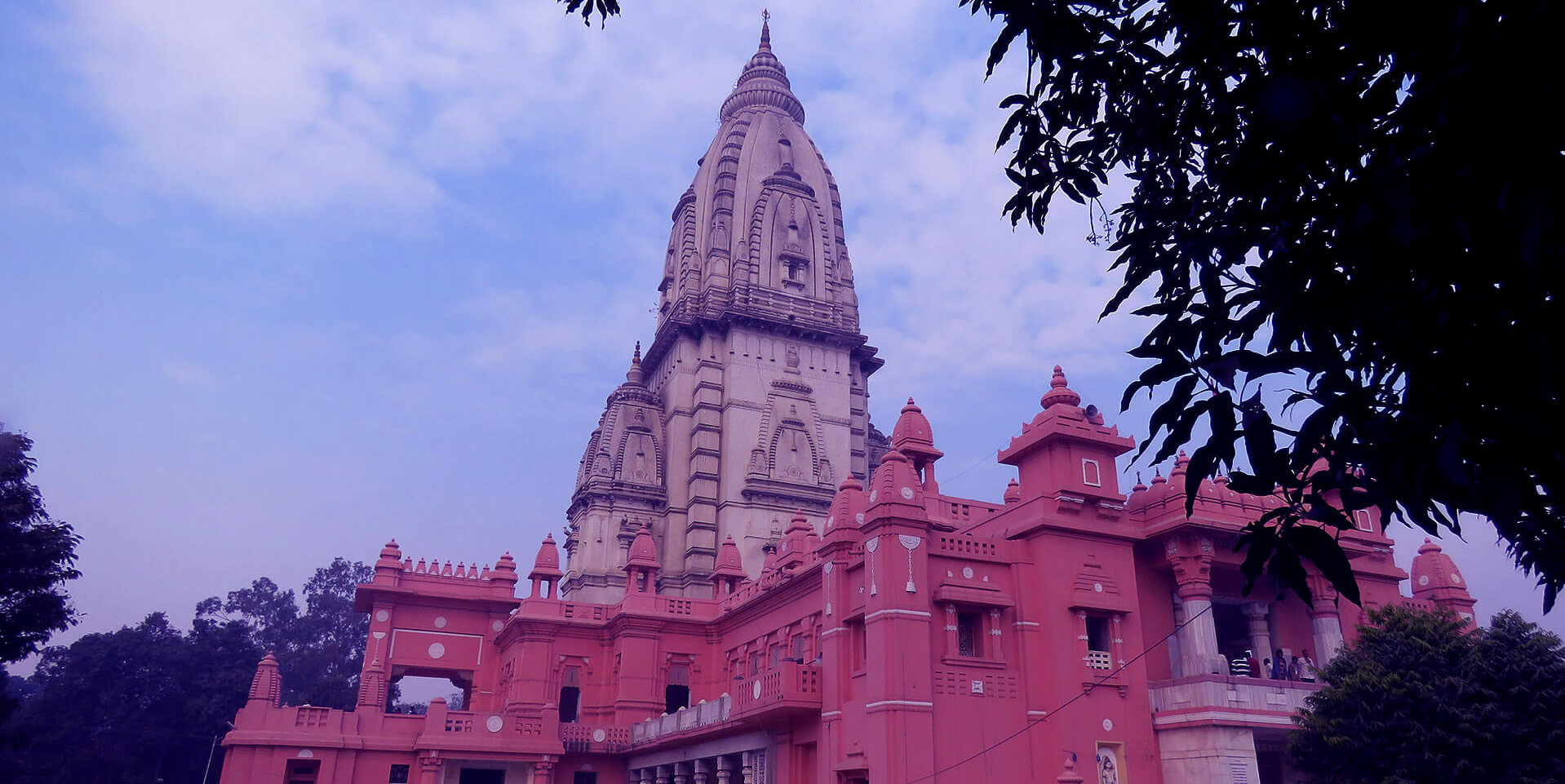 Explore the Eternal City: A Guide to the Holy City of Varanasi