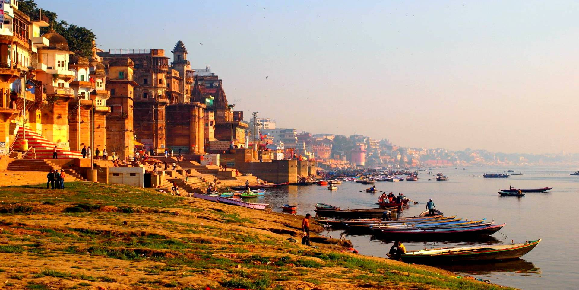 Explore the Eternal City: A Guide to the Holy City of Varanasi